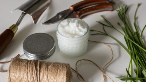 DIY Gardener's Hand Scrub in a Mason Jar - The Creek Line House