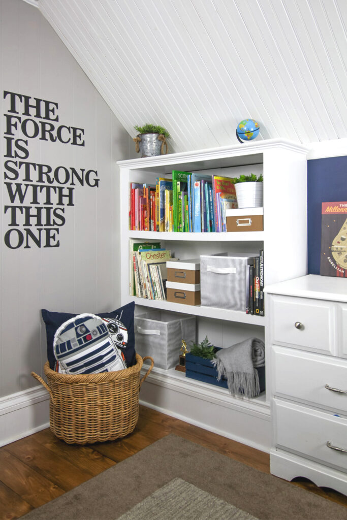 Ideas for Decorating With Thrift Store Books - The Creek Line House