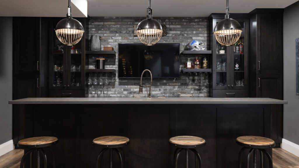 Black Kitchen Cabinets: A Bold Color Choice That Always Works - The ...