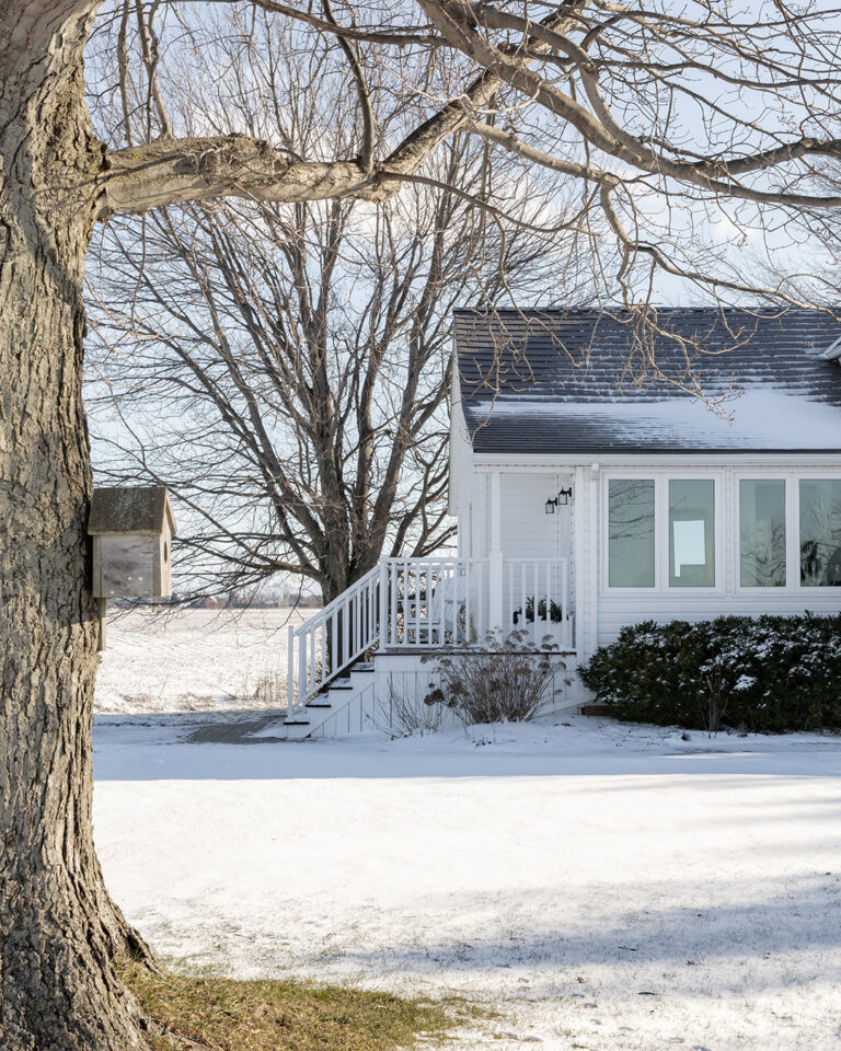 The Farmer's Almanac is Predicting a Colder, Snowier Winter: Here's How ...