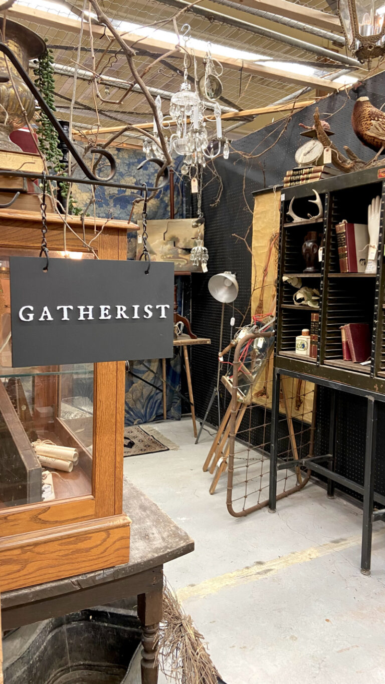 St. Jacobs Antiques Market in Waterloo, Ontario - The Creek Line House