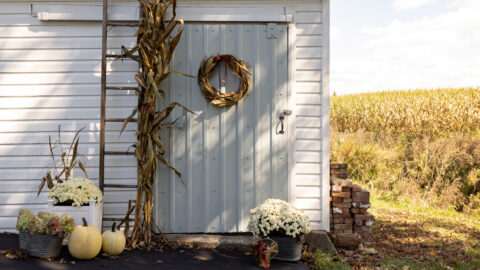 Fall Barn Door Decorations: Continuing Favorite Traditions - The Creek ...