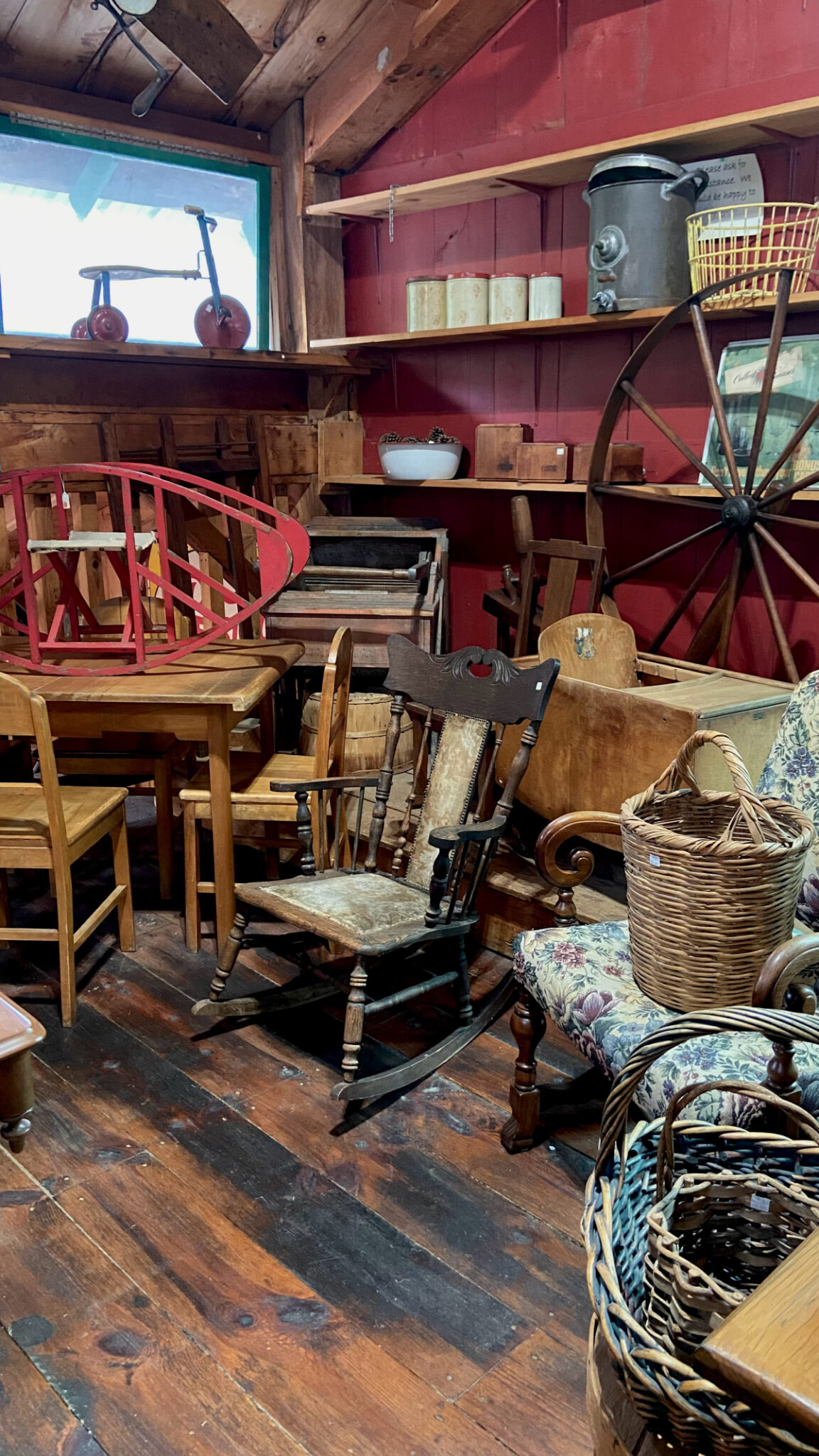 Rustic to Refined Antique Market in Grand Bend, Ontario - The Creek ...