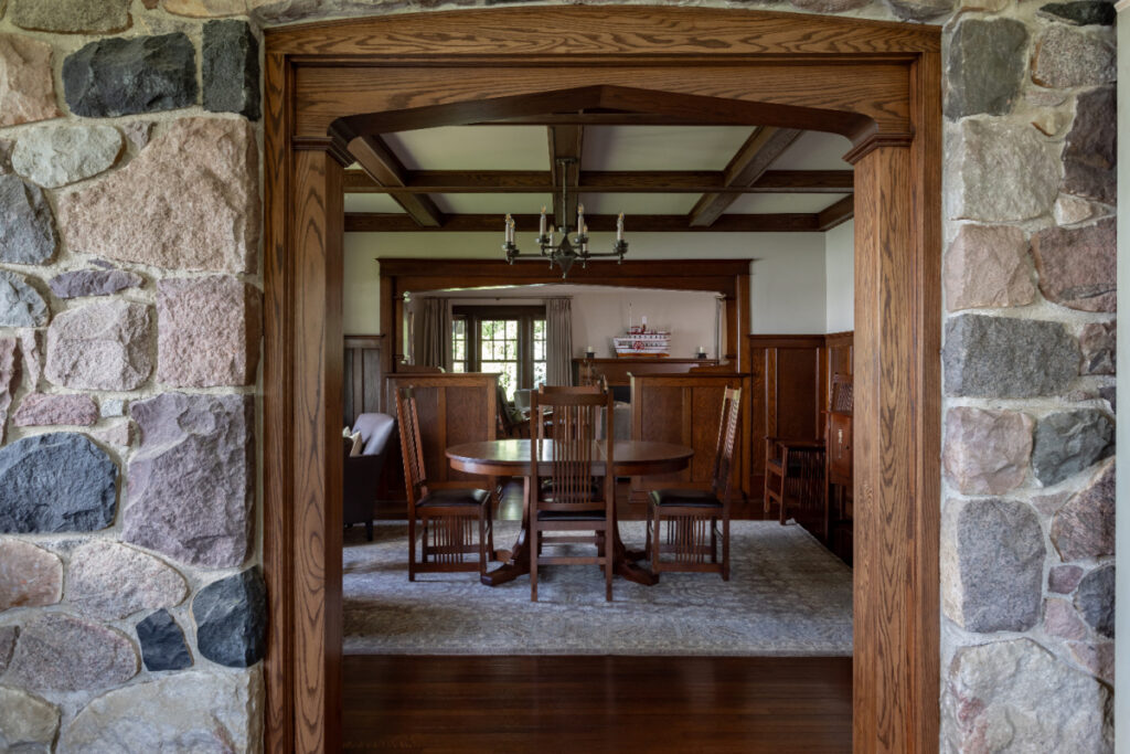 Beautiful Historic Lake House Tour - The Creek Line House